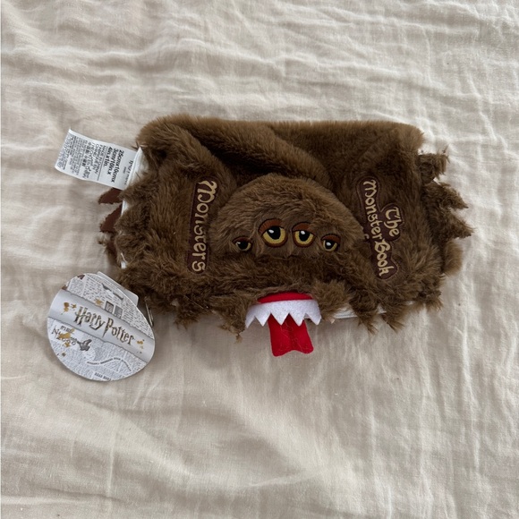 Miniso | Accessories | Harry Potter X Miniso The Monster Book Fluffy ...
